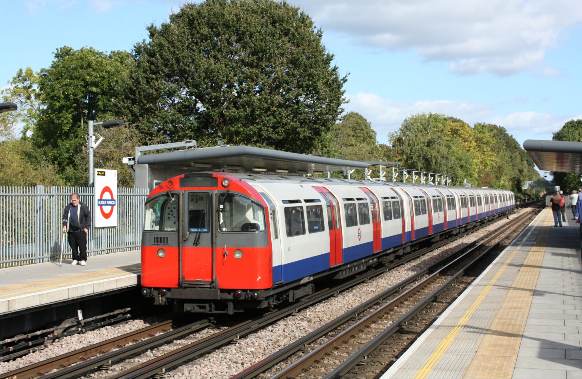 Piccadilly Line trains: a journey from 1891 to 2025 - Rail Engineer