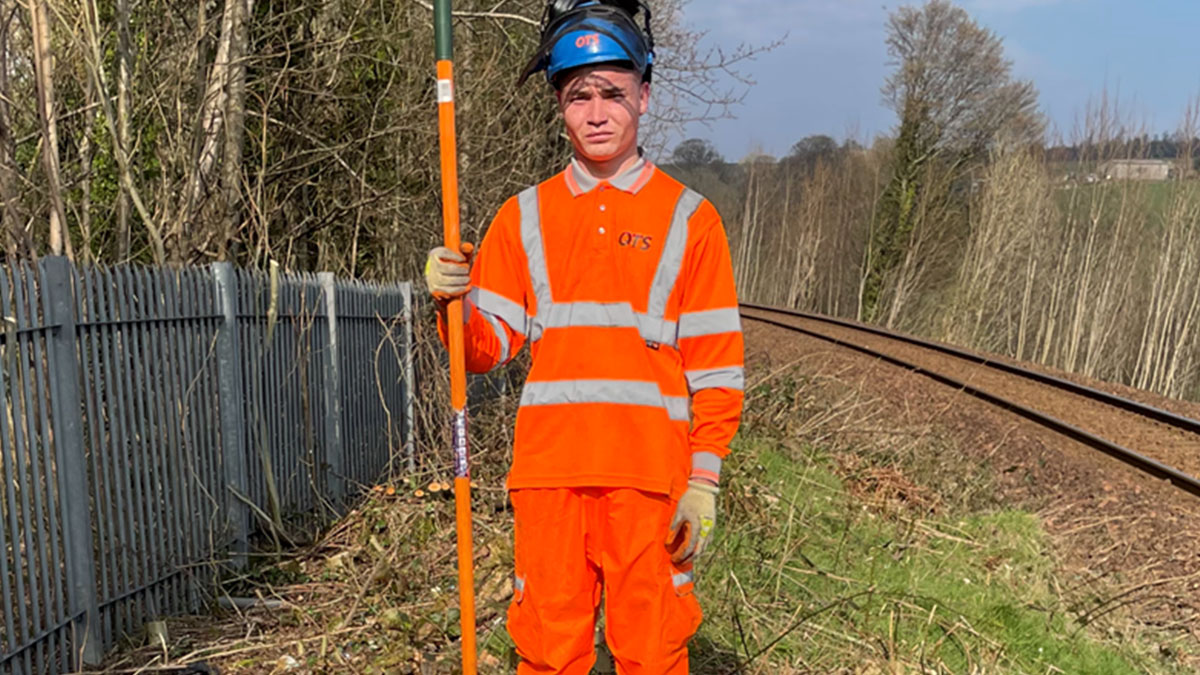 QTS Group Rolls Out New Graduate Scheme RailStaff qts-group-rolls-out-new-graduate-scheme-railstaff