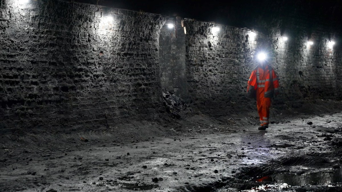 Uncovering the secrets of Balgray tunnel - RailStaff