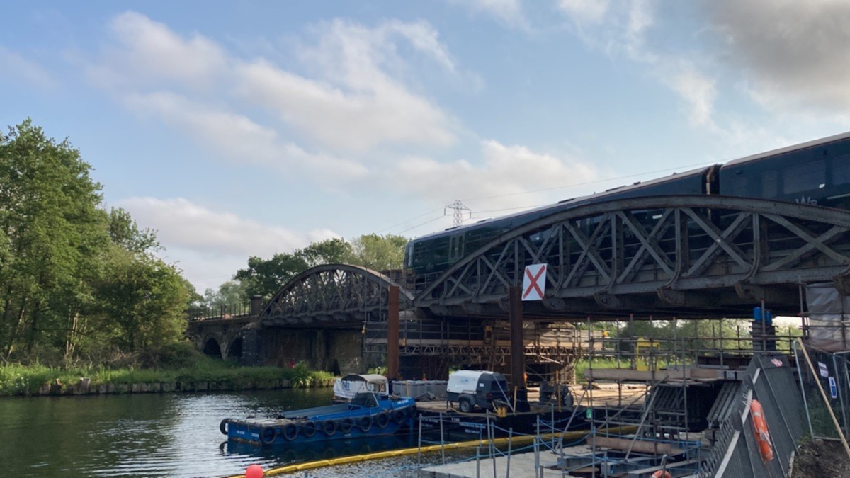 Project to replace Nuneham viaduct support completes ahead of schedule ...