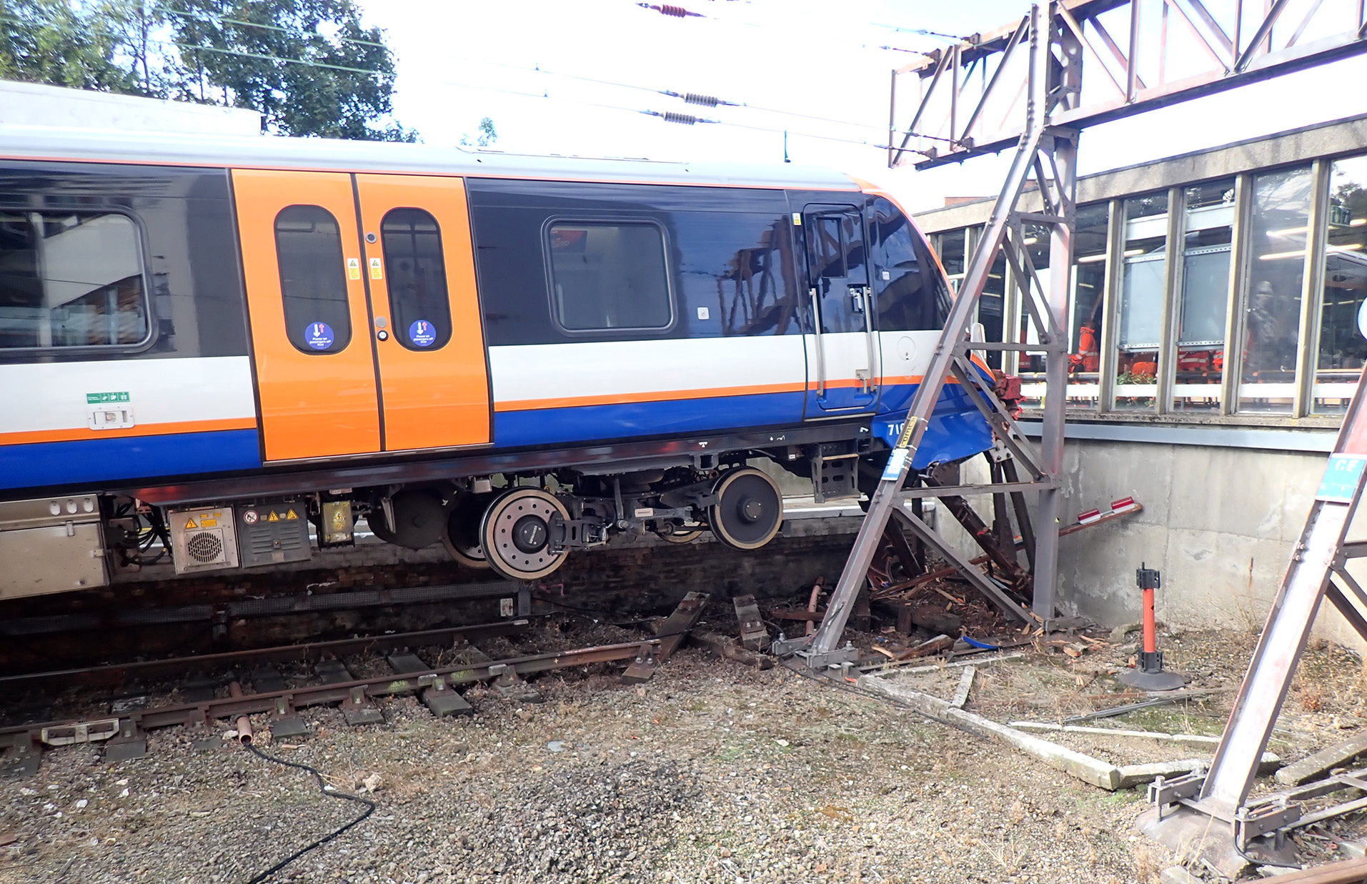 Incidents, accidents, overspeeding, and a near miss - RailStaff