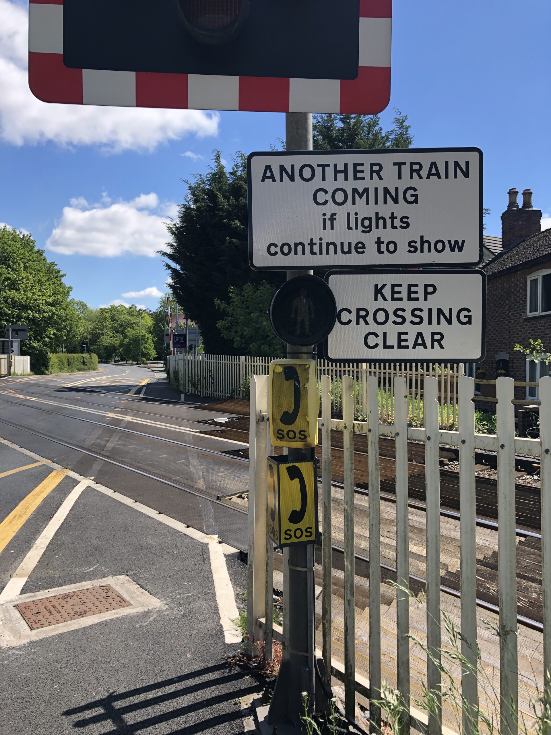 Level crossing safety - Rail Engineer