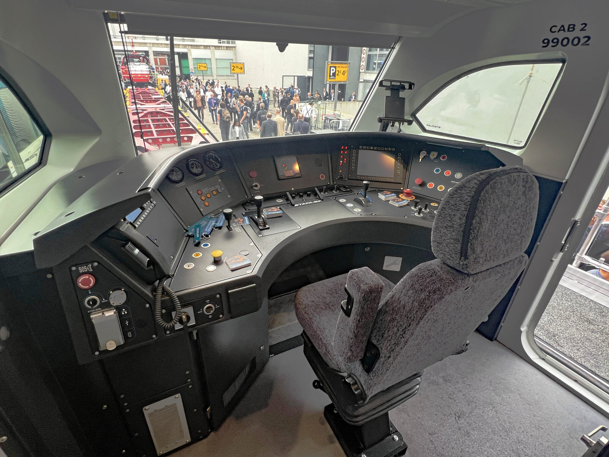 Electrified freight with Class 99s - Rail Engineer