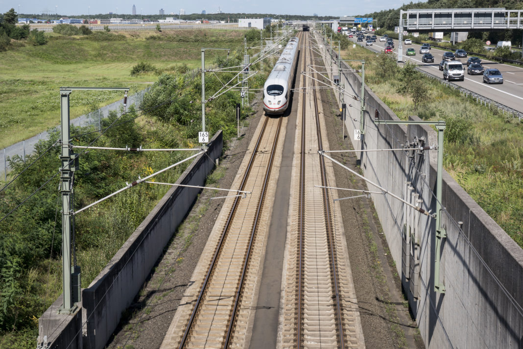 Slab track for HS2 - Rail Engineer