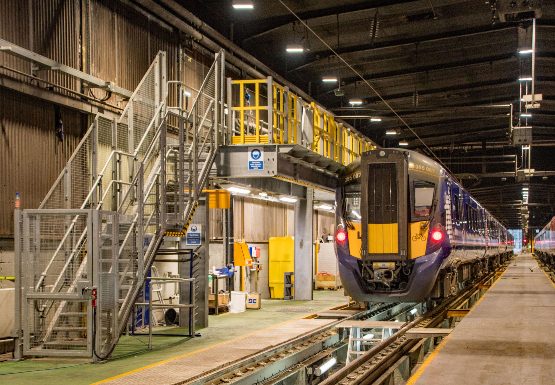 Maintaining the 385s - Rail Engineer