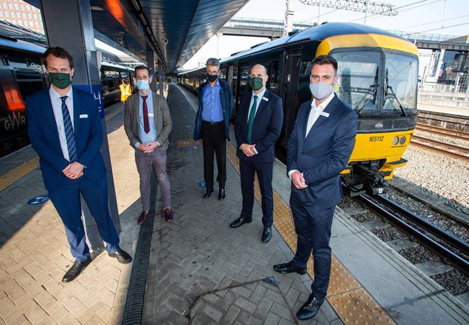 GWR increases capacity to three trains an hour on North Downs line ...